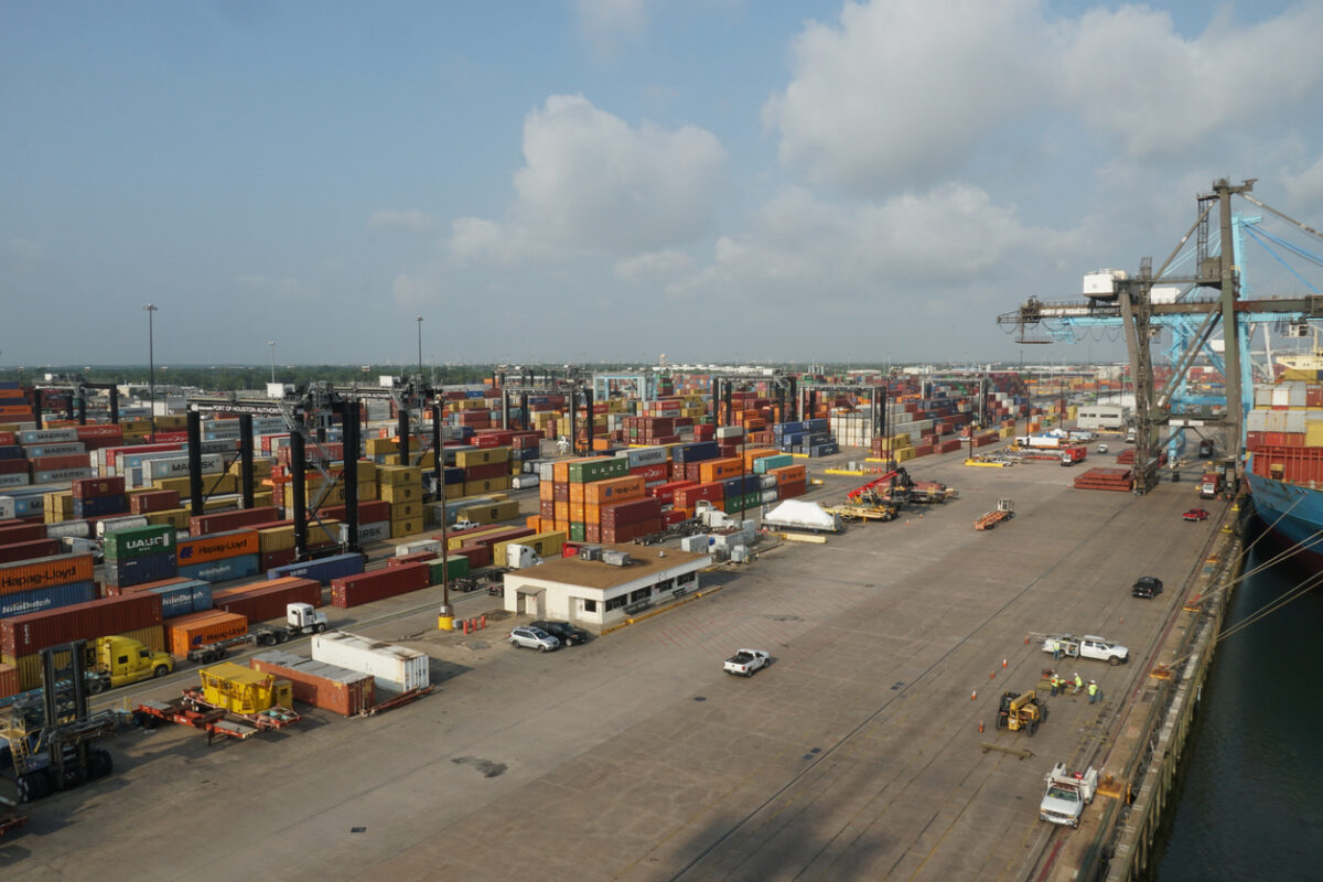 Port Houston surpasses 2 million TEU mark - Port Technology International