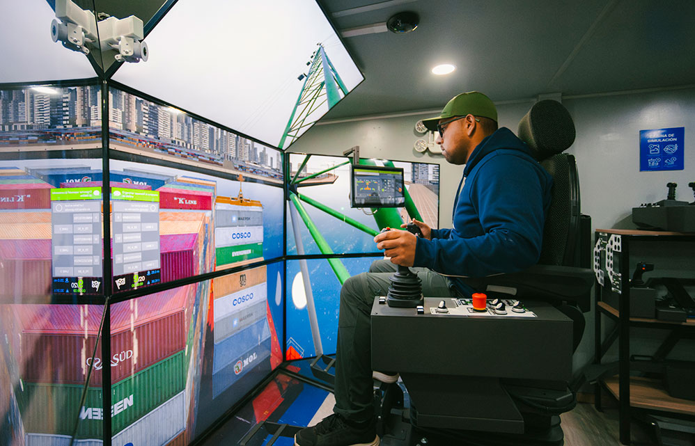 SAAM Terminals inaugurates training simulator at SVTI, Chile - Port ...