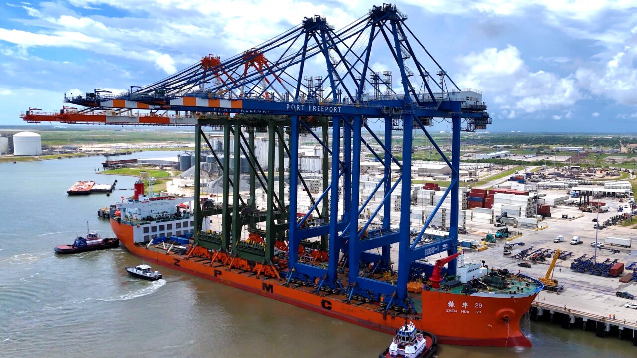 Port Freeport receives new Super Post-Panamax cranes - Port Technology ...